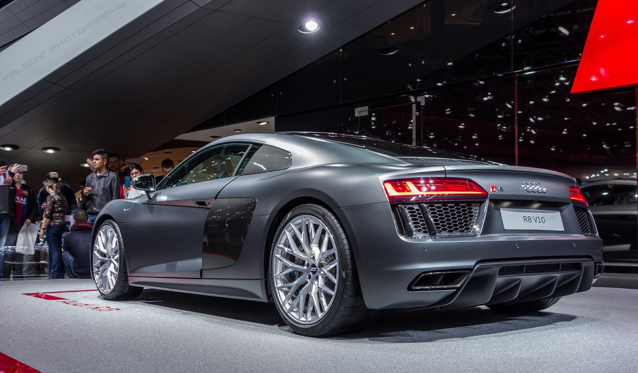 Audi R8 (Tipo 4S) • Cinghia o Catena?